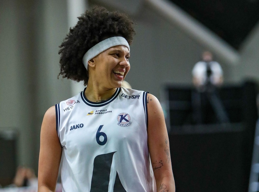 Daniela Wallen cerró la fase regular con triunfo y doble-doble - Sports ...